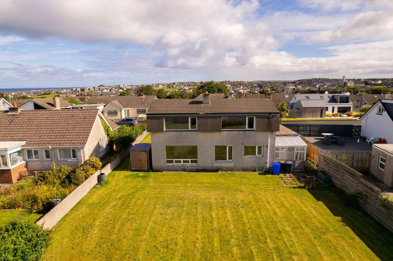 1 Seaview Drive, Portstewart, BT55 7JX - SSTC - Homepage Estate Agents ...